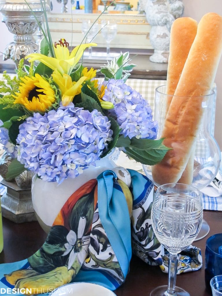 Table Decor: Amalfi Inspired Italian Pottery Tablescape
