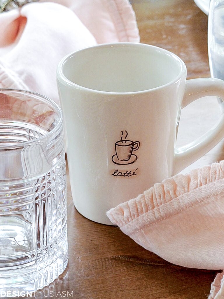 10 Tabletop Tips: Simple but Lovely Table Setting for Lunch