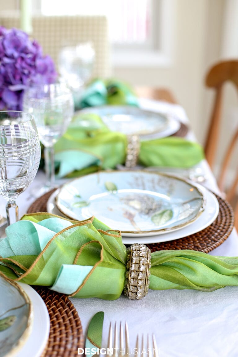 One Plate 2 Ways: Using Color to Give Spring Plates a New Look