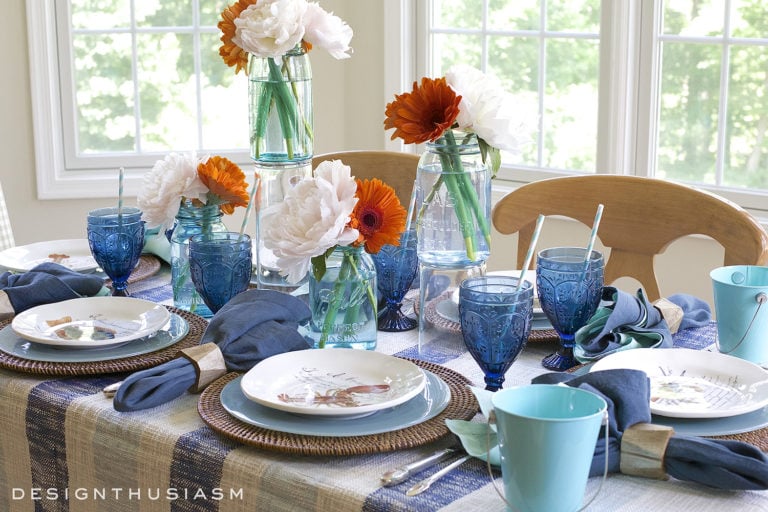Coastal Decor: Clambake Themed Table for Summer Entertaining