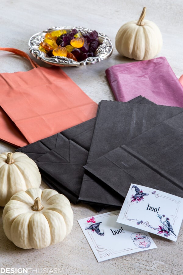 Free Halloween Printables: Trick-or-Treat Candy Bag Labels