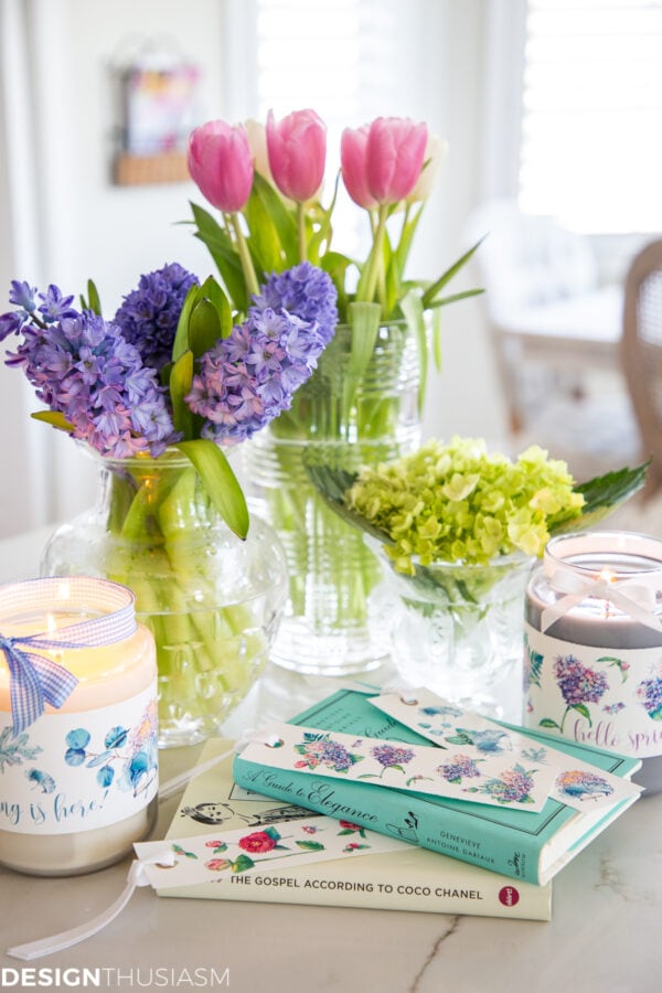 Free Printable Bookmarks and Labels with Spring Art