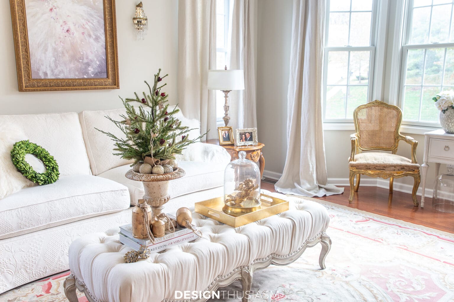 Mini Christmas Tree: Super Easy Holiday Living Room Decor