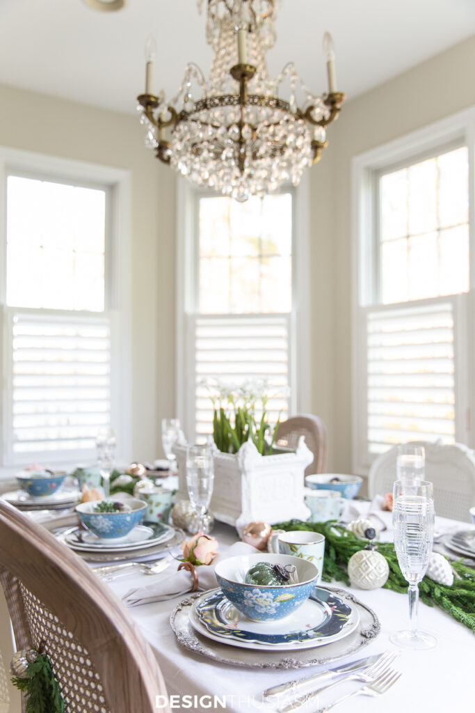 Tabletop Christmas Decorations: Set a Unique Table for Christmas Brunch