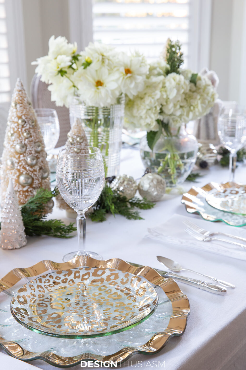 Table Setting Ideas: One Place Setting for Two Different Holidays